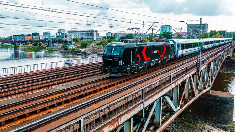 CARGOUNIT secures financing for 40 locomotives | Latest Railway News